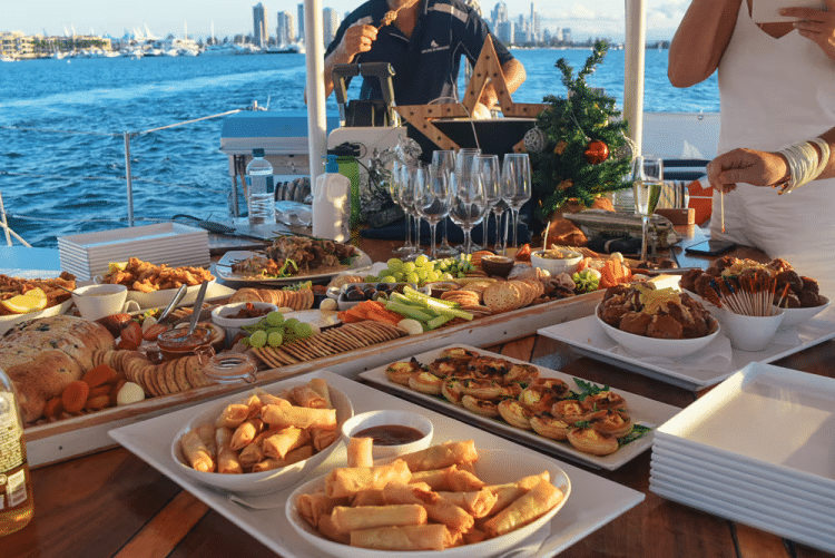 Yacht Catering Dubai | Boat Party Catering Services Dubai